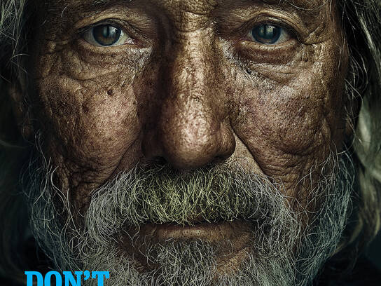 Cracks • Ads of the World™ | Part of The Clio Network